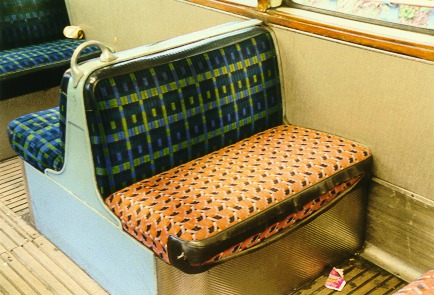 Illustrating two different types of moquette